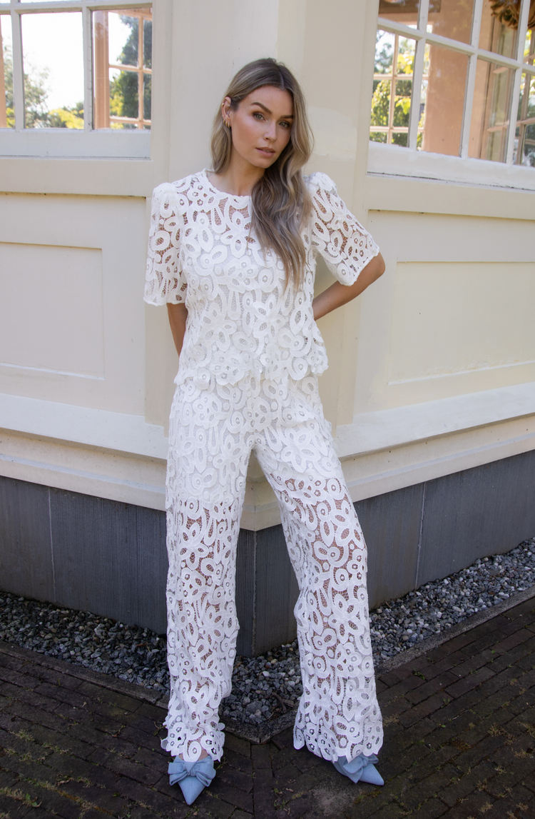 Amaya Amsterdam - The power of matching sets – AMAYA AMSTERDAM